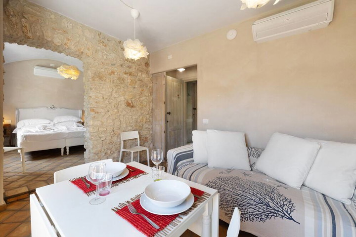 Apartment "Casa Virginia - Vigna" With Sea View, Shared Pool & Wi-fi - Finale Ligure