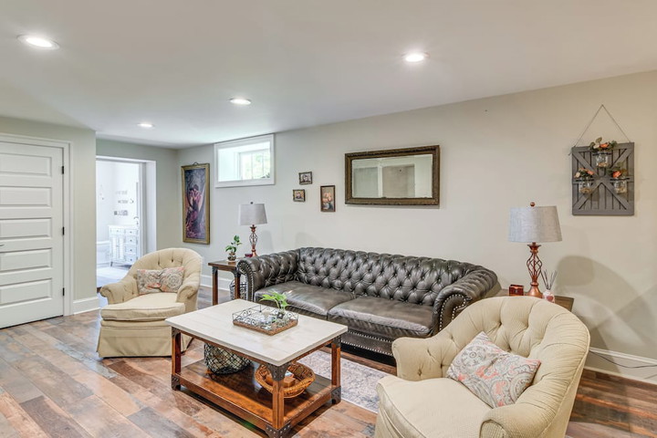 Explore Historic Dtwn Staunton! Walkable Apartment - Staunton, VA