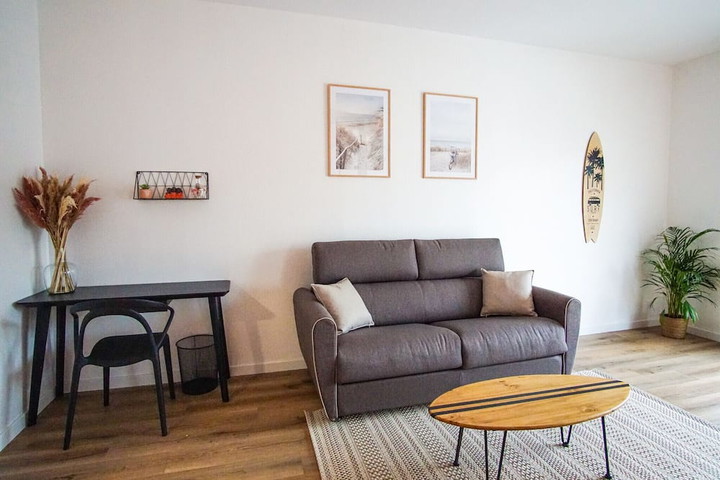 -Iris- Magnifique T2 Rénové Avec Balcon&parking - Concarneau