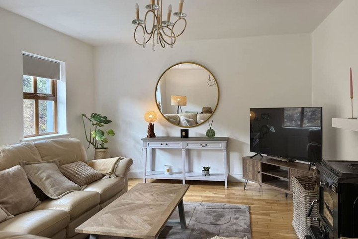 Cottage 516 - Clifden - Sleeps 6 Guests  In 3 Bedrooms - Galway