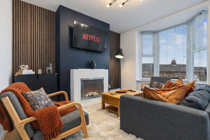 Stylish House  Great Location  Free Parking  Work Space  Smart Tv  Self-check-in - Sheffield