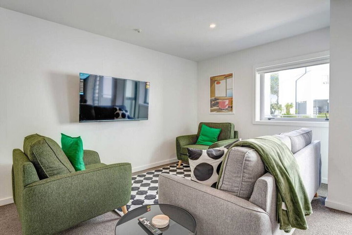 Morningside Modern 3br Home With Double Parking - Auckland