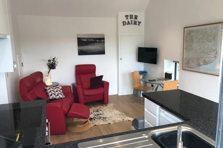 The Dairy - Spectacular Views, Country Walks, Cozy Nights, Pet Friendly. - Battle