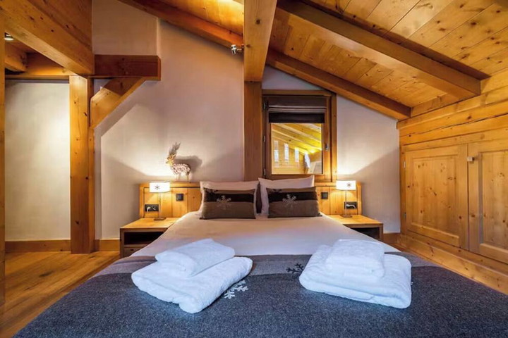 Alpine Retreat In The Stunning Les Gets Chalet - Les Gets