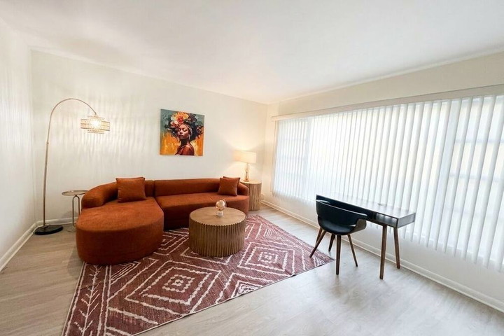 Trendy 1br Steps To Lake Eola - Thornton Park - Orlando, FL
