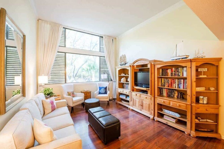 1163 Beach Walker - Jacksonville