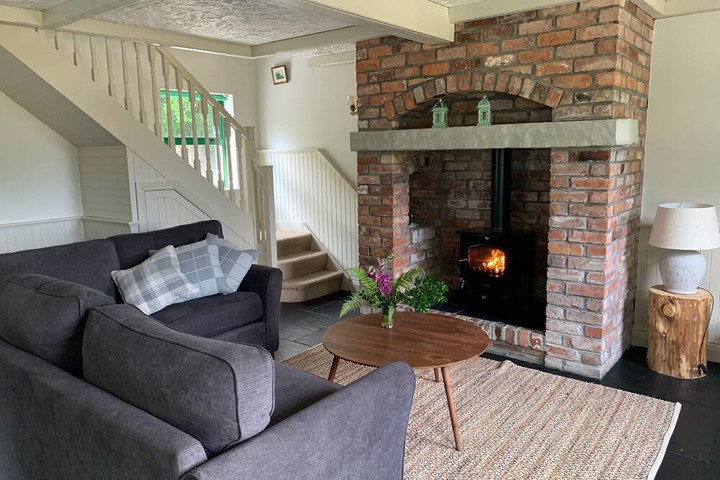 Ardnagashel Est No 7 - A Two Story That Sleeps 4 Guests In 2 Bedrooms - Cork