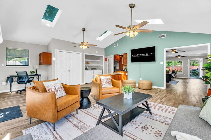 Double Unit, Fenced Yard, Mins To Dal | Tmd - Irving, TX