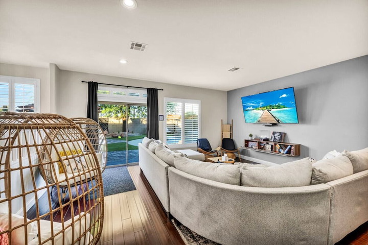 Buddha Estate#4 - Great Neighborhood, Sparkling Pool And Hot Tub, Ev Charger, Games - Henderson, NV