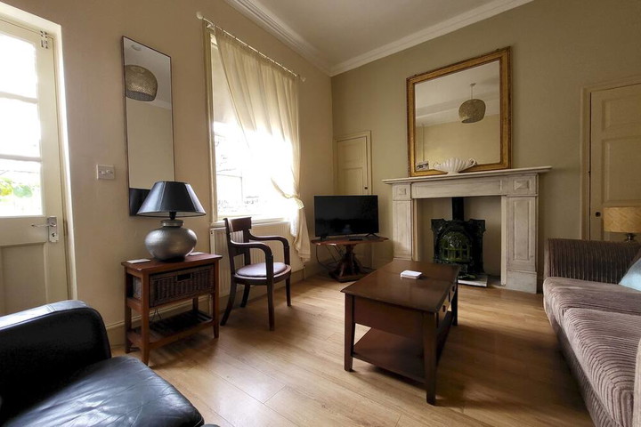 Mount Terrace, York - Three Bedroom House, Sleeps 6 -