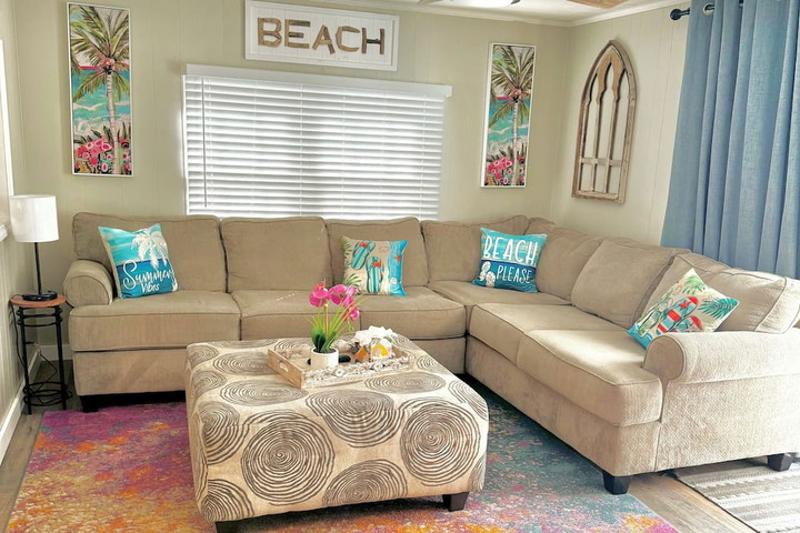 Cozy Beach Cottage 1758 In Ocean Lakes On Magnolia Lake With Limo Golf Cart - South Carolina