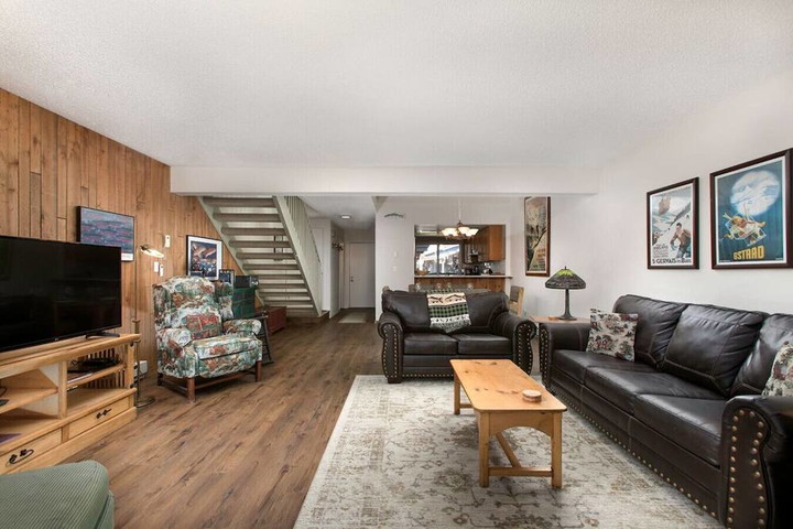Serene Pondside Townhome W/ Views, Dog Friendly - Carbondale, CO