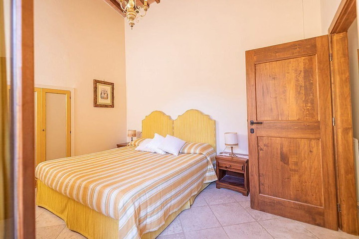 Casa Adalmina C: Eine Angenehme Und Geräumige Wohnung, Die Teil Eines Alten Bauernhauses In Einer Hügeligen Gegend Ist. - Rapolano Terme
