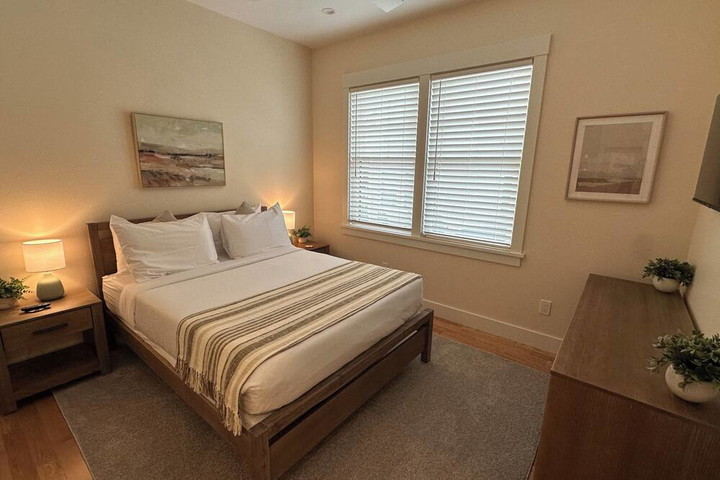 Brand New Construction! 3 Apartments/5 Bed/ 3 Bath Broadway Neighborhood - Tiverton, RI
