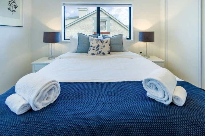 Explore Addington And Cbd 1 Bed W/carpark - New Zealand