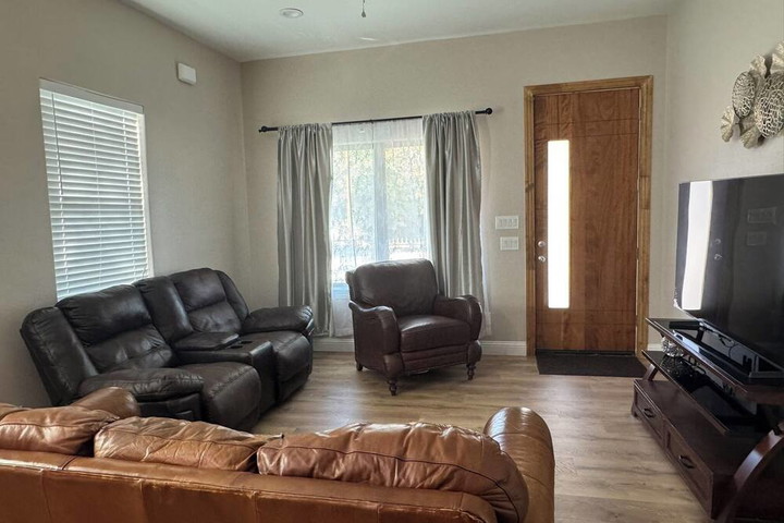 Beautiful 3-bedroom House Near Downtown Fort Worth & Stockyards - Fairmount-Southside Historic District - Fort Worth