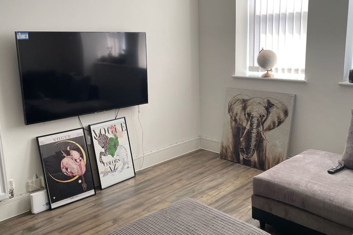 Modern 1 Bed Flat- 20mins From Central London - Brentwood