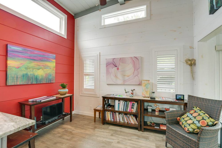 Flat Rock Tiny Home: Bbq-ready Patio & Pool Access - Hendersonville, NC