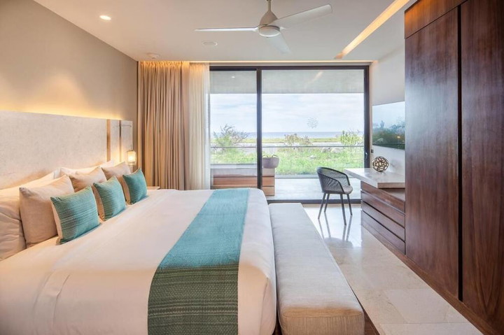 3 Bdrm And 4 Bath Luxury Hotel Suite In Beautiful Cabo That Sleeps Up To 12 Ppl - San José del Cabo