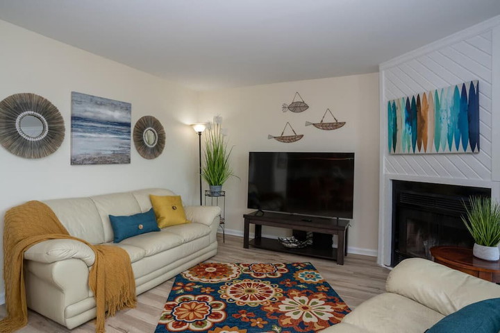 Get A Truly Memorable Experience While Vacationing In This Beautiful Property... - Norfolk, VA
