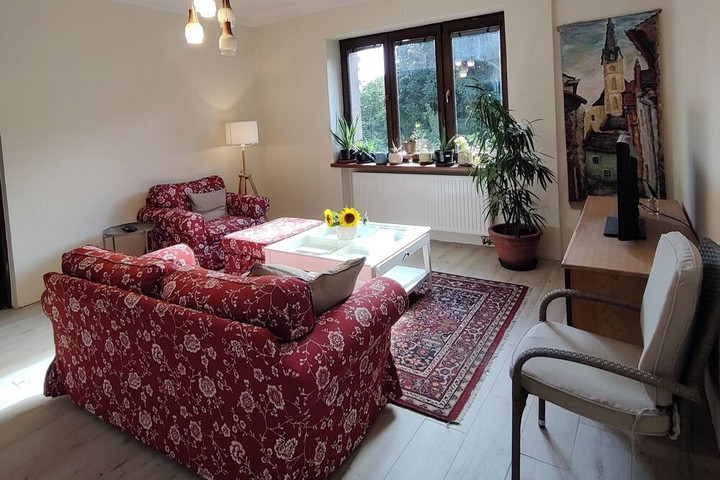 Spacious, Two-bedroom Garden Apartment. Free Gated Parking. - Český Krumlov