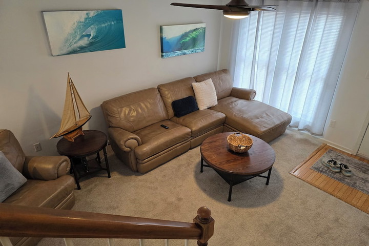 Beautifully Furnished  Townhouse  On James Island, 3 Minutes To Downtown. - Charleston, SC