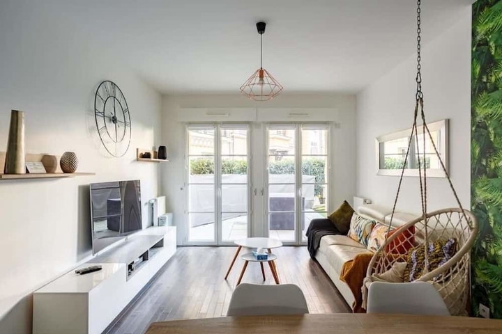 Cosy F3 With Private Terrace - Plessis-robinson - 20 Min. Paris - Massy