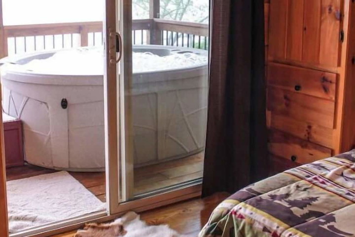 Time To Unwine-waterfront Cabin W/hot Tub! Pet Friendly! Blue Ridge Parkway - Virginia