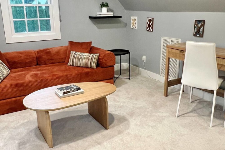 Charming 1-bedroom Apartment On A Quiet Street, One Mile From Princeton Campus - Trenton, NJ