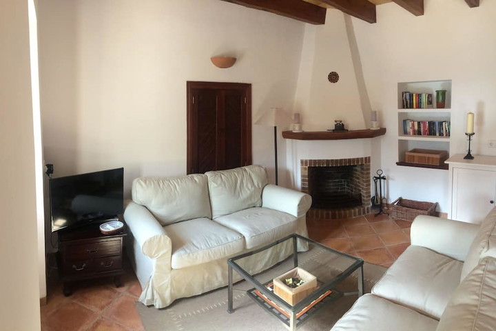 Mooie En Rustige Villa Met Een Prachtig Uitzicht Op De Bergen - Fornalutx