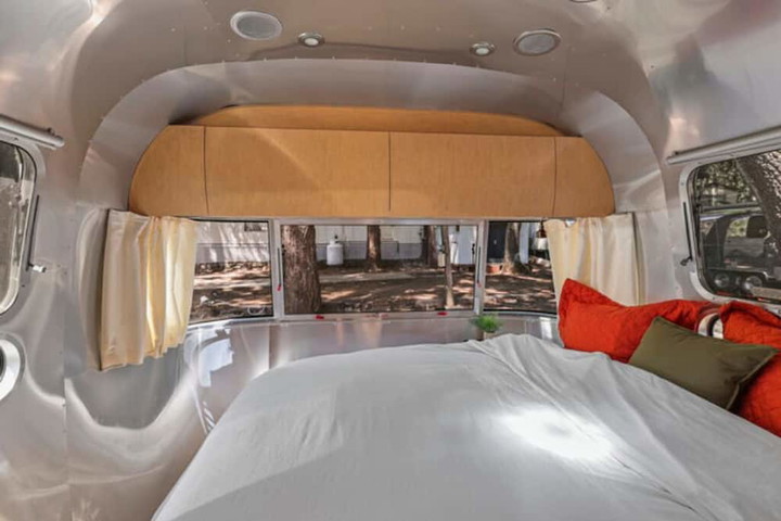 Airstream - (Redbud) - Dunsmuir, CA