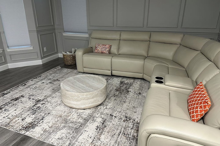 Charming 2-bedroom Luxury Condo In The Heart Of Canton - Livonia
