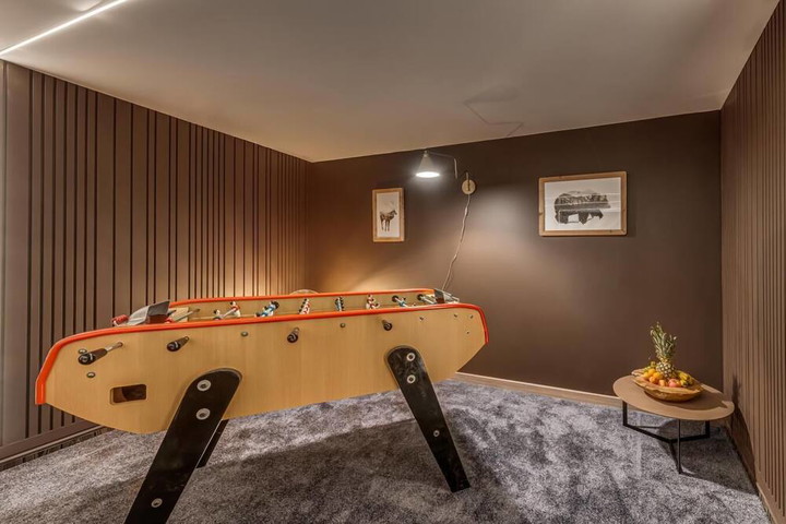 Chalet, à 20m Des Pistes De Ski, Vue Village, Piscine, Sauna, Terrasse, Cheminée Ou Poêle à Bois - Tignes