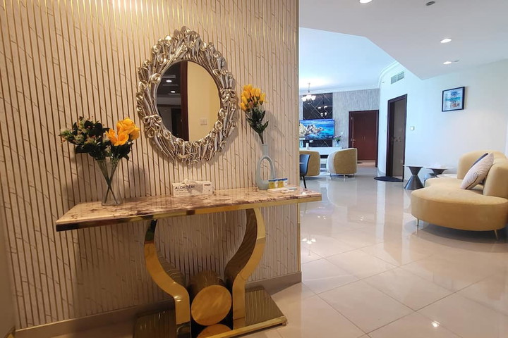Sunrise And Sunset Sea Views Luxury 2bedrooms Apartments. - Sharjah