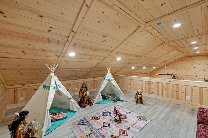 Massanutten Log Cabin W/hot Tub- 4 Min To Center Of Attractions - Harrisonburg, VA