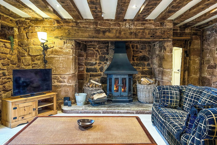 4 Bedroom Accommodation In Sutton Coldfield - Birmingham