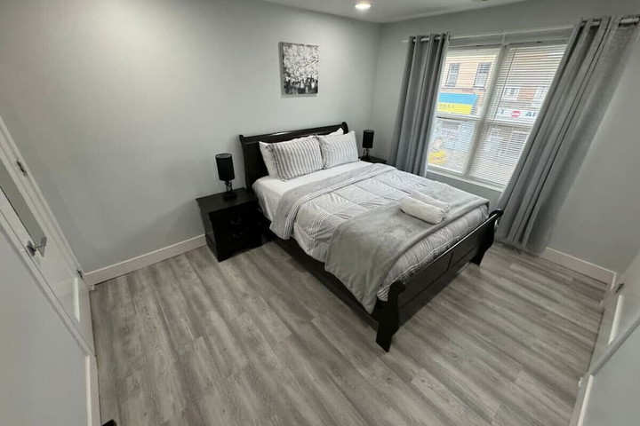 La Suite Spacieuse : 2 Chambres Avec Balcon - Montclair, NJ
