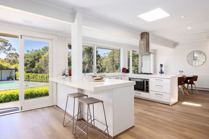 Pet Friendly - Whispering Woodlands With Pool And Tennis Court - Frankston
