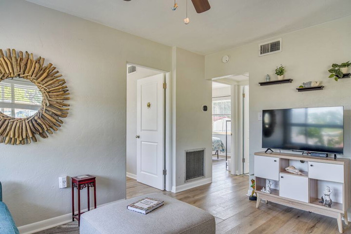 Pet-friendly Pinellas Park Home Near St Pete Beach - Pinellas Park, FL