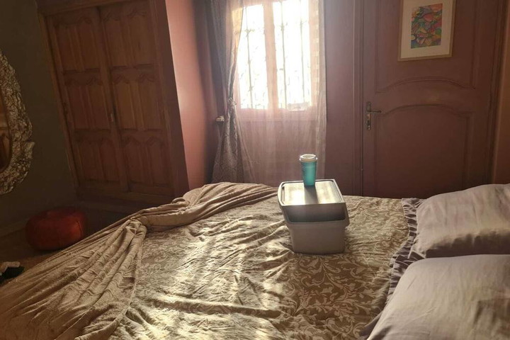 Cozy Villa Bedroom With Balcony : Private Bath Accessed Via Shared Space. - Casablanca