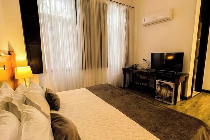Live Curitibas Historyboutique Heritage Stay With Breakfast & Central Location - Curitiba