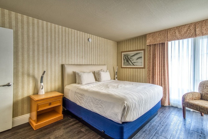 Waterfront 2 Bedroom Suite With Large Wrap Around Deck-view Of Sf Bay - San Francisco, CA