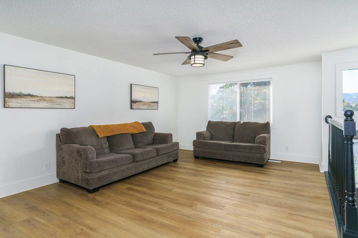 4br 2 Bath Contractor-friendly Home  \\Parking For Trucks - Pocatello, ID