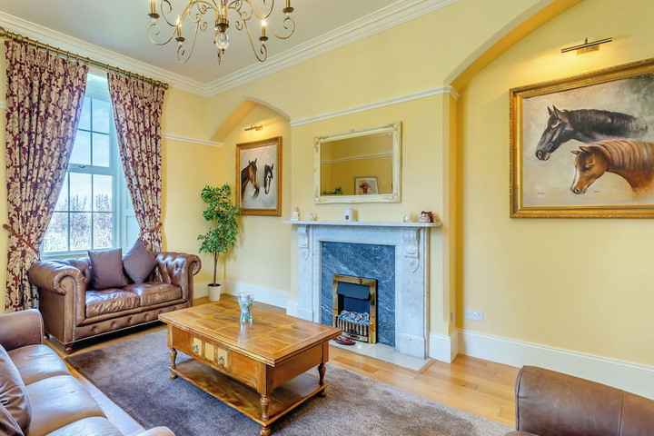 6 Bedroom Accommodation In Old Quarrington, Near Durham - England