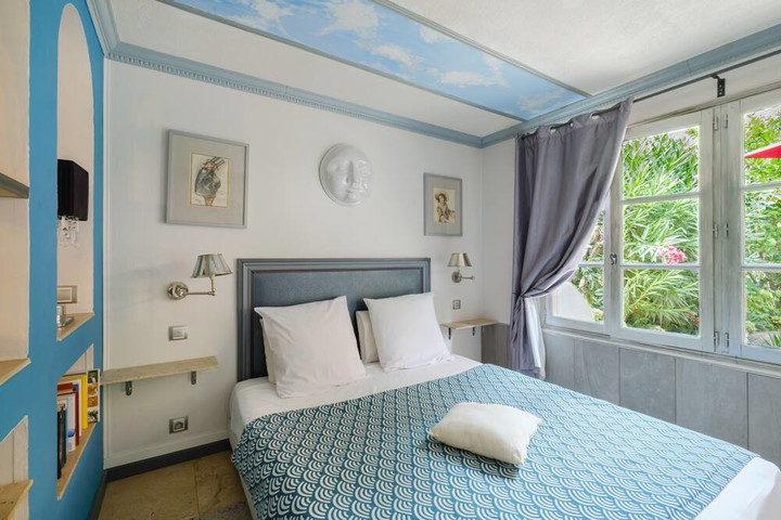 Chambre 'Serena' à Menton : Terrasse Partagée, Petit-déjeuner Inclus, Calme - Menton