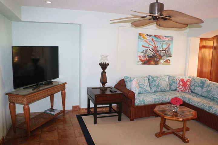 Paradise Found! Beautiful Private Villa On The Sea In The Village Of Placencia! - Placencia