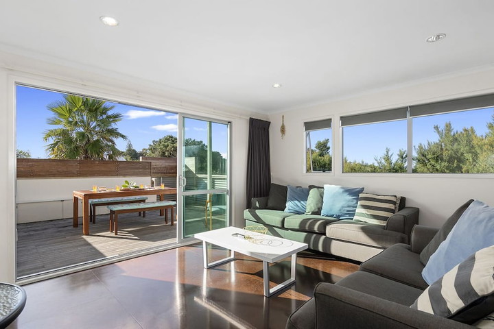 The Nautical Bach - Mangawhai Heads Holiday Home - Mangawhai