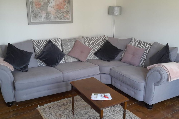 Mill Villa: Stunning 4 Bed Retreat 5 Mins From Pakefields Beautiful Sandy Beach - Lowestoft