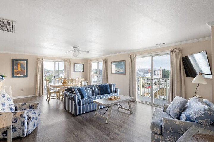 70 Steps To The Sand  2br/1ba  2 Balconies  Sleeps 6 - Rehoboth Beach, DE