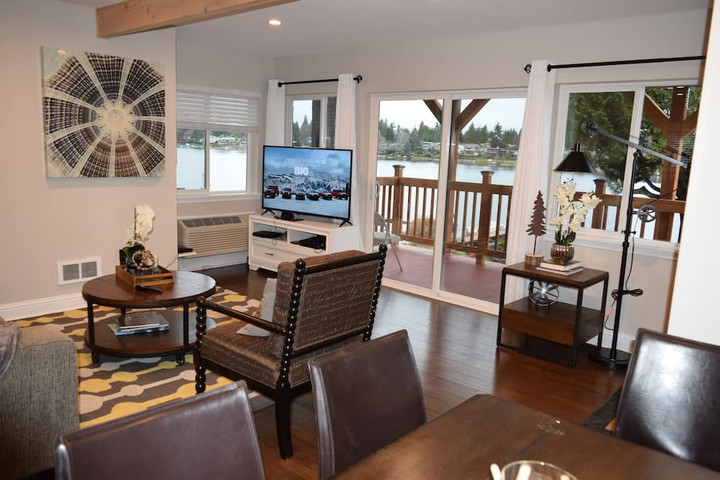 Seattle/airport/light Rail/seatac/2bdrm Apt/waterfront Home - Des Moines, WA